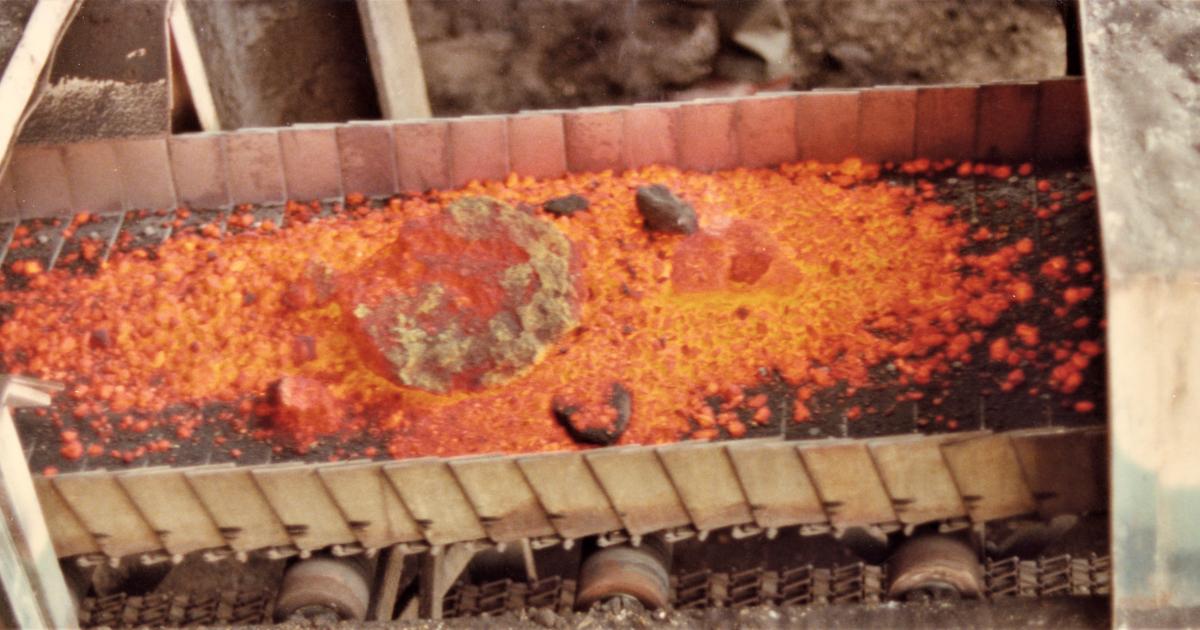 Hot sinter material conveyor | Magaldi