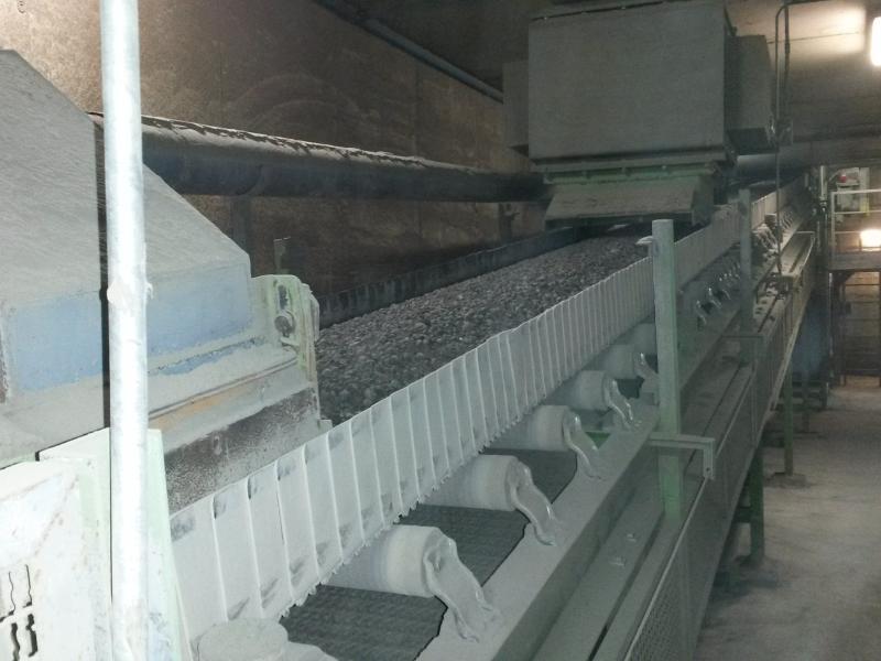 Steel belt conveyor for clinker transport from dome to dome | Magaldi