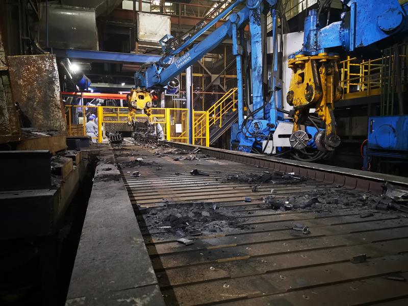 Casting degating & sorting conveyor | Magaldi